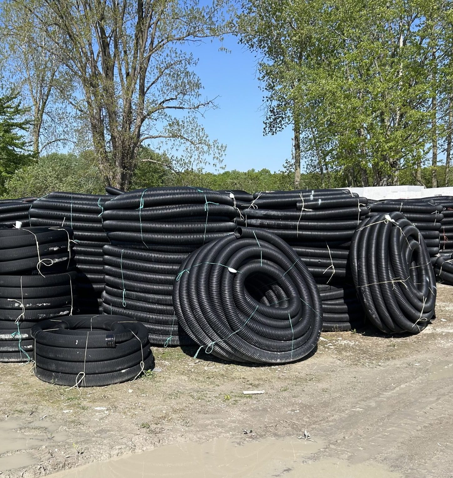 Big "O" Field Tile | Reid's Precast Cement Products Ltd